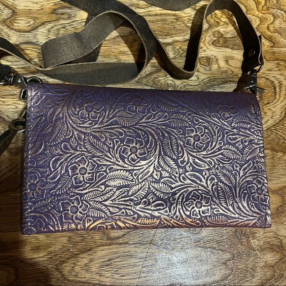 Keep it Gypsy | Bags | New Gorgeous Keep It Gypsy Purple Floral Tooled ...